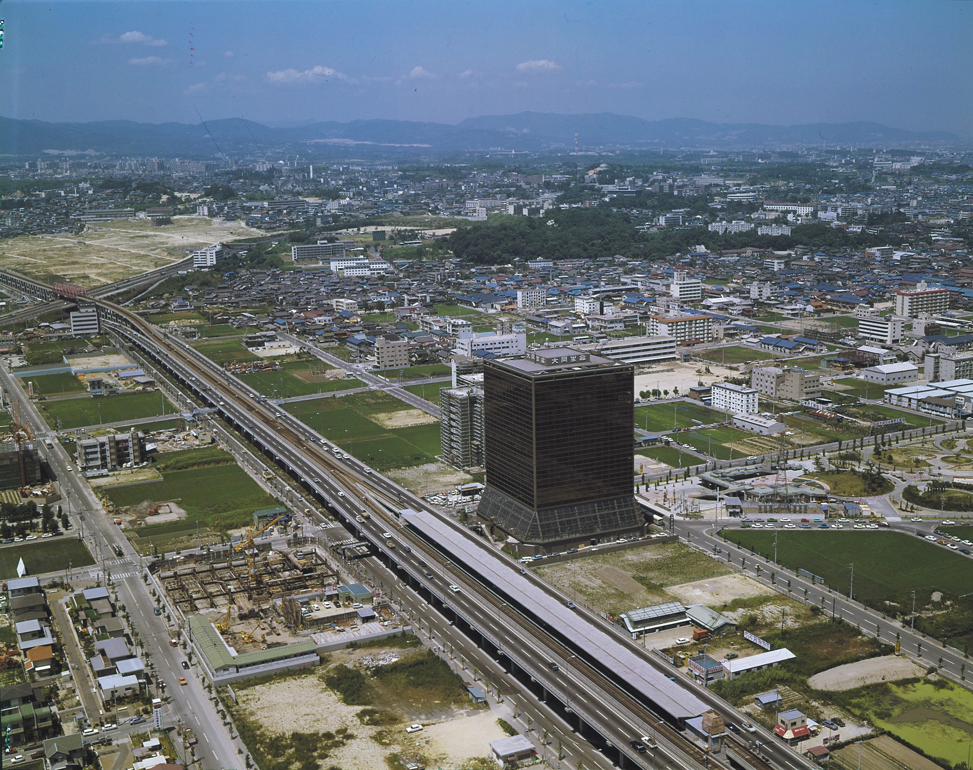 Not Just Modern Architecture! An architect digs deep into the austere ...